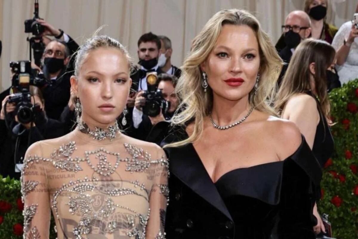 As Est Hoy La Hija De Kate Moss Quien Se Lanz Como Modelo De Una As Est Hoy La Hija De Kate Moss Quien Se Lanz Como Modelo De Una